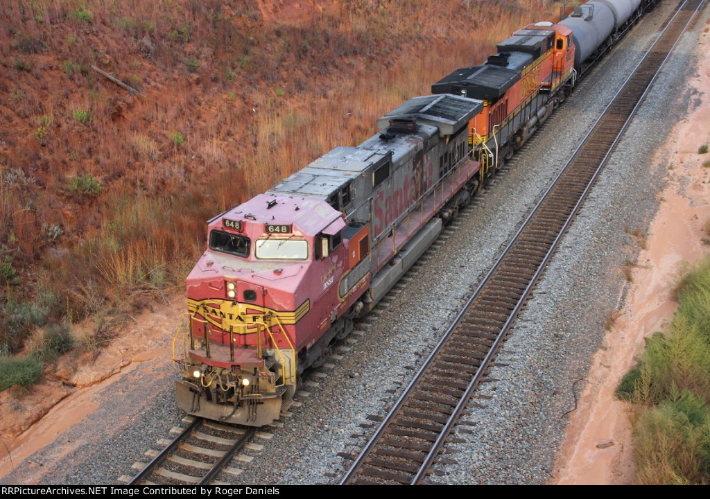 BNSF 648